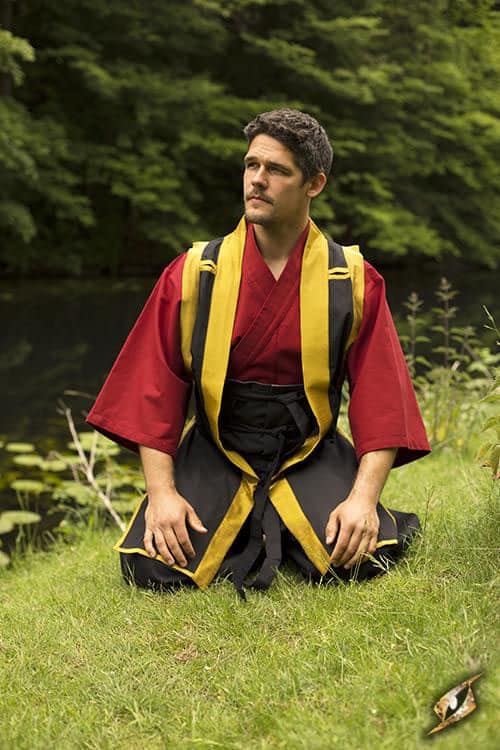 Jinbaori - Samurai Vest - Black and Gold