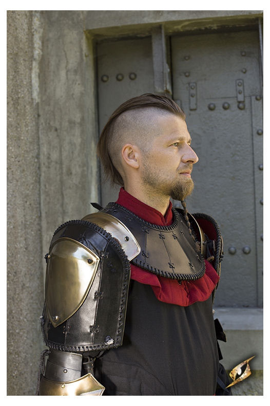 Scottish Shoulder Armor
