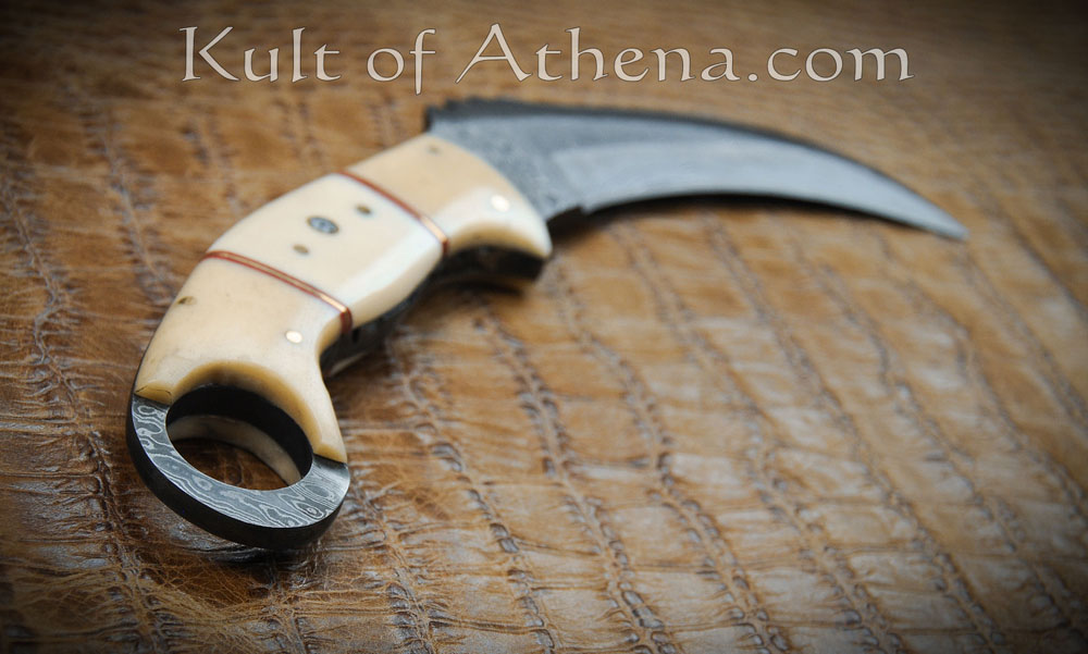 Traditional Karambit